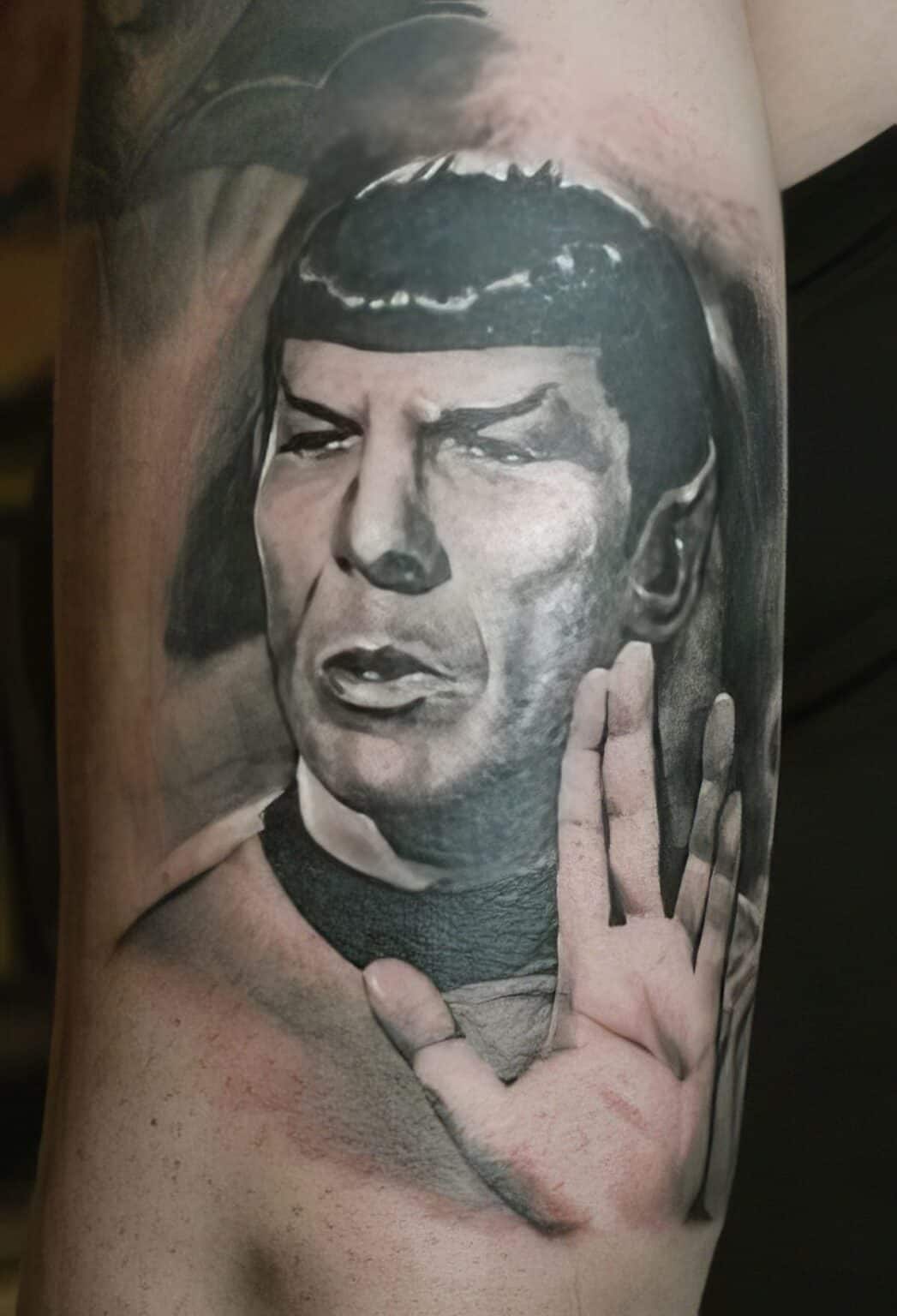 62 Best Star Trek Tattoo Ideas: From Minimalistic Warbirds To The ...