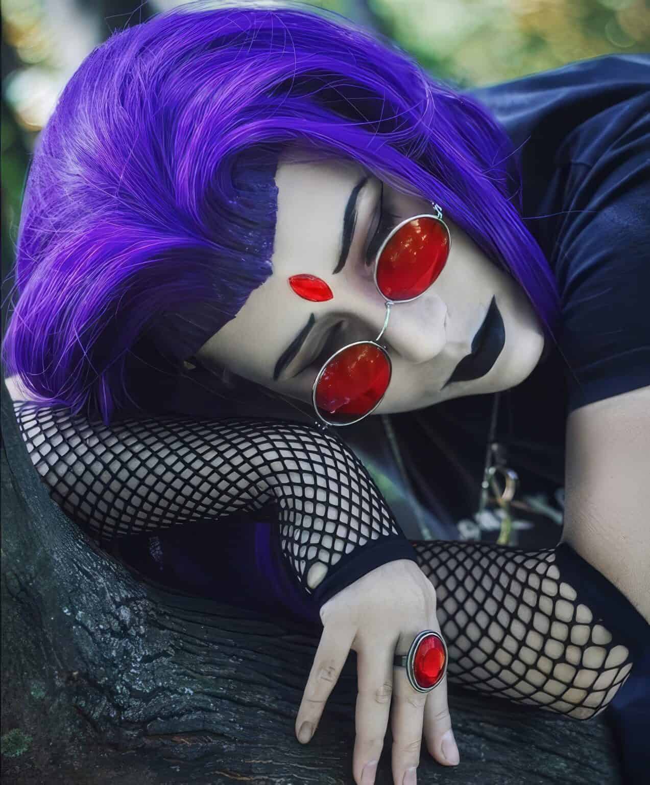 Master The Magic: 8 Steps To Ultimate Raven Cosplay!