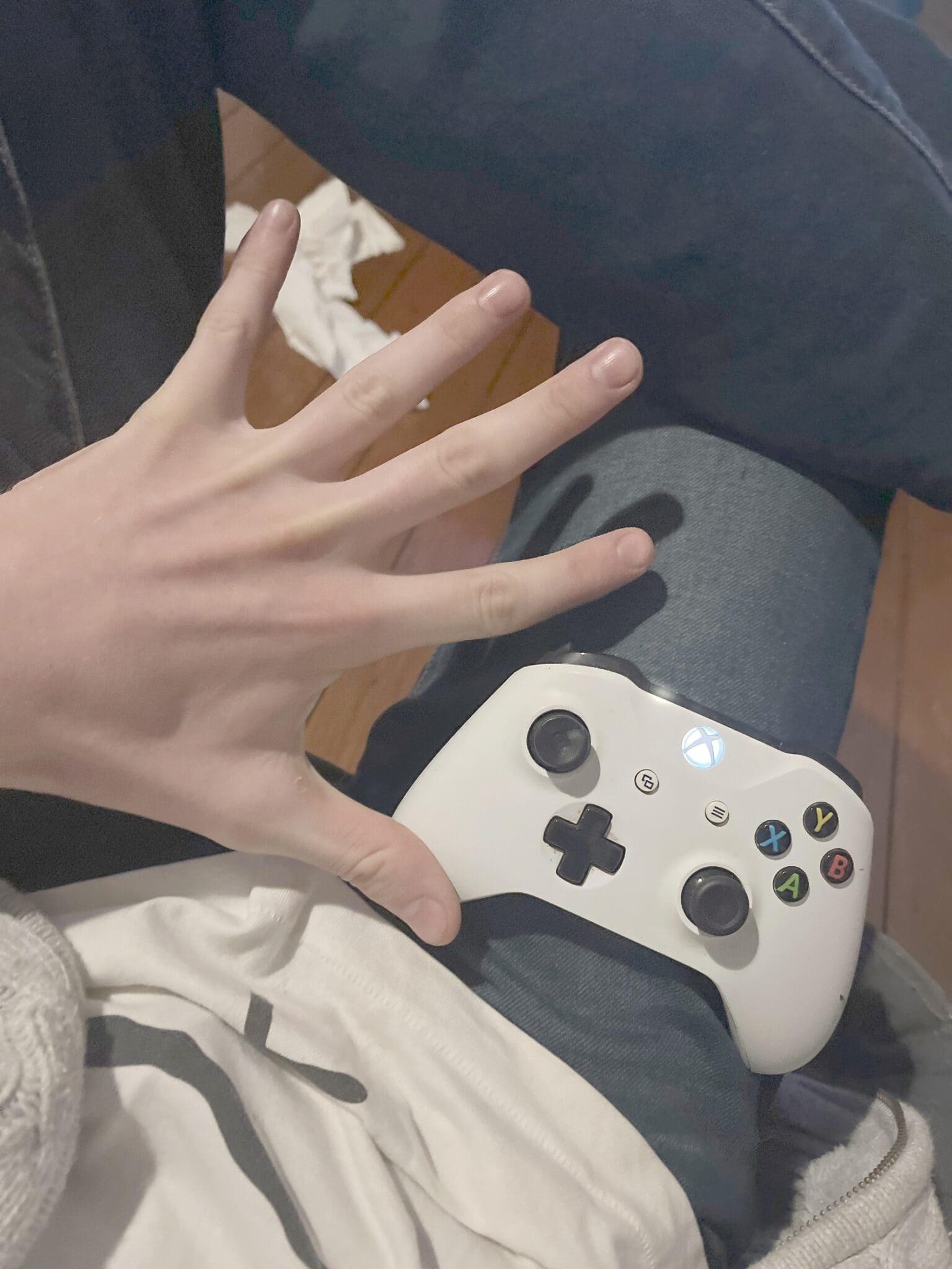 How To Make Xbox Controller Vibrate Continuously: 3 Rumble-Ready Hacks!