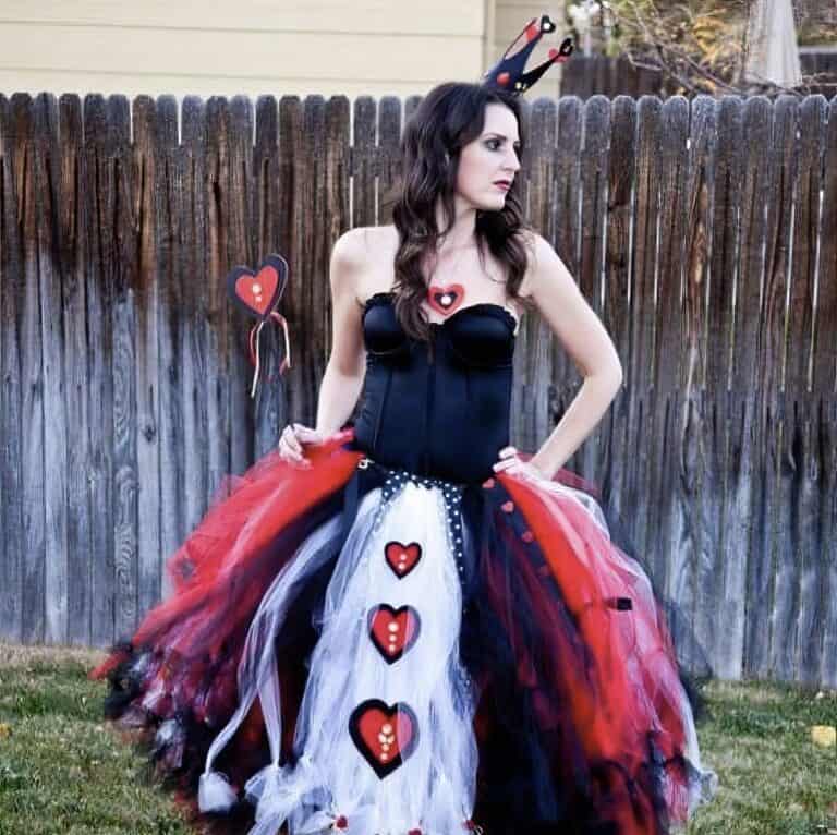 Alice In Wonderland Cosplay: 18+ Photos To Inspire Your Look